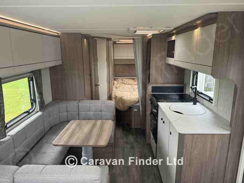 Coachman Acadia 660 Xtra 2025