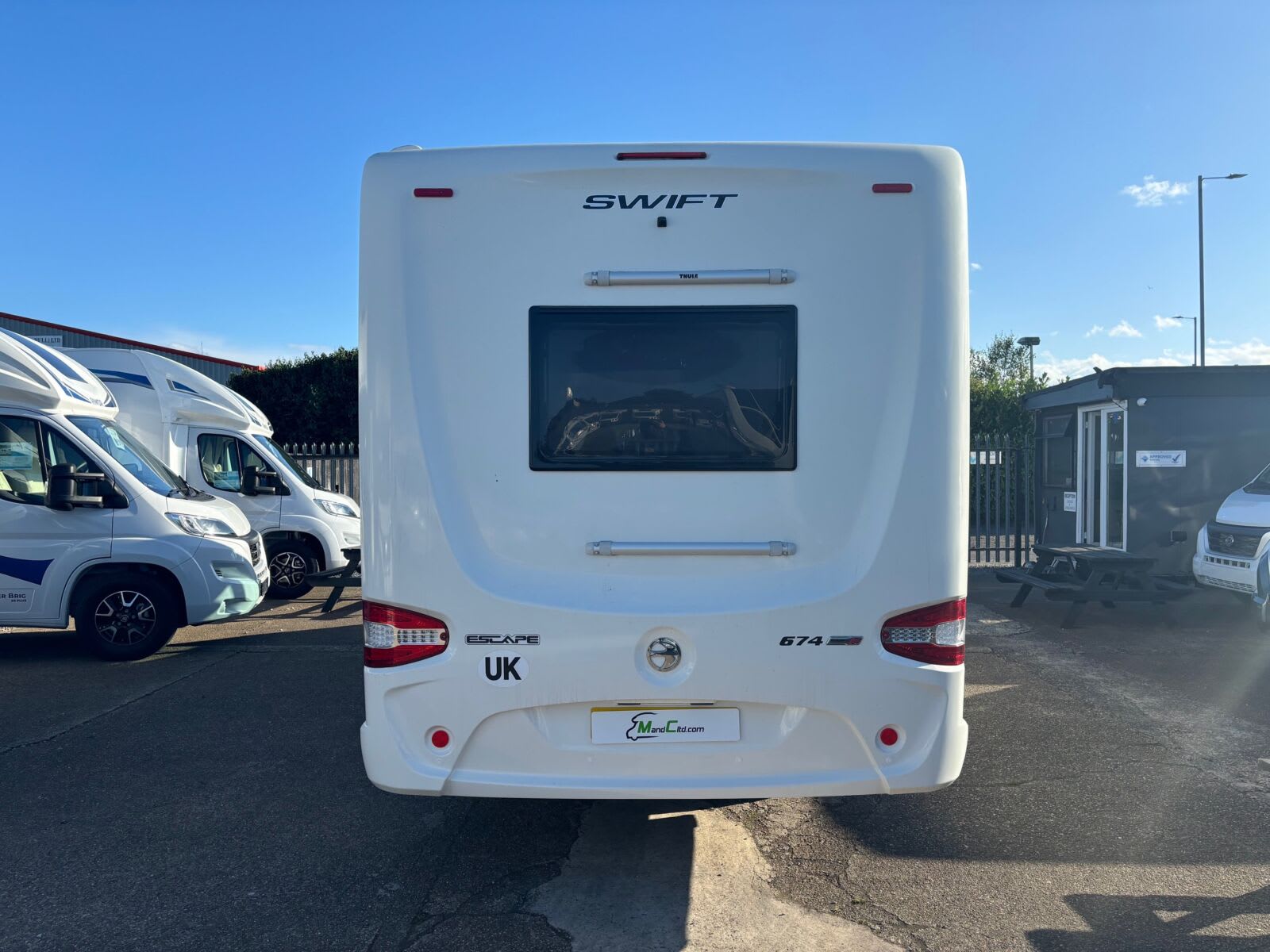 Swift Escape 674 2021