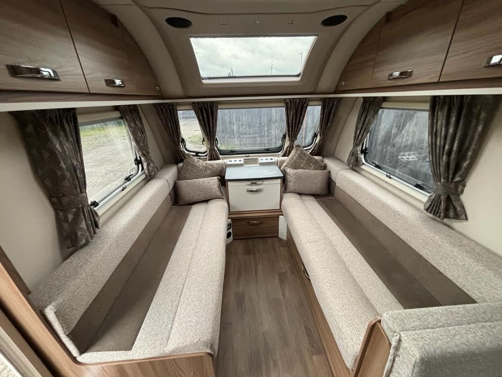 Swift Challenger Charisma 625 2022