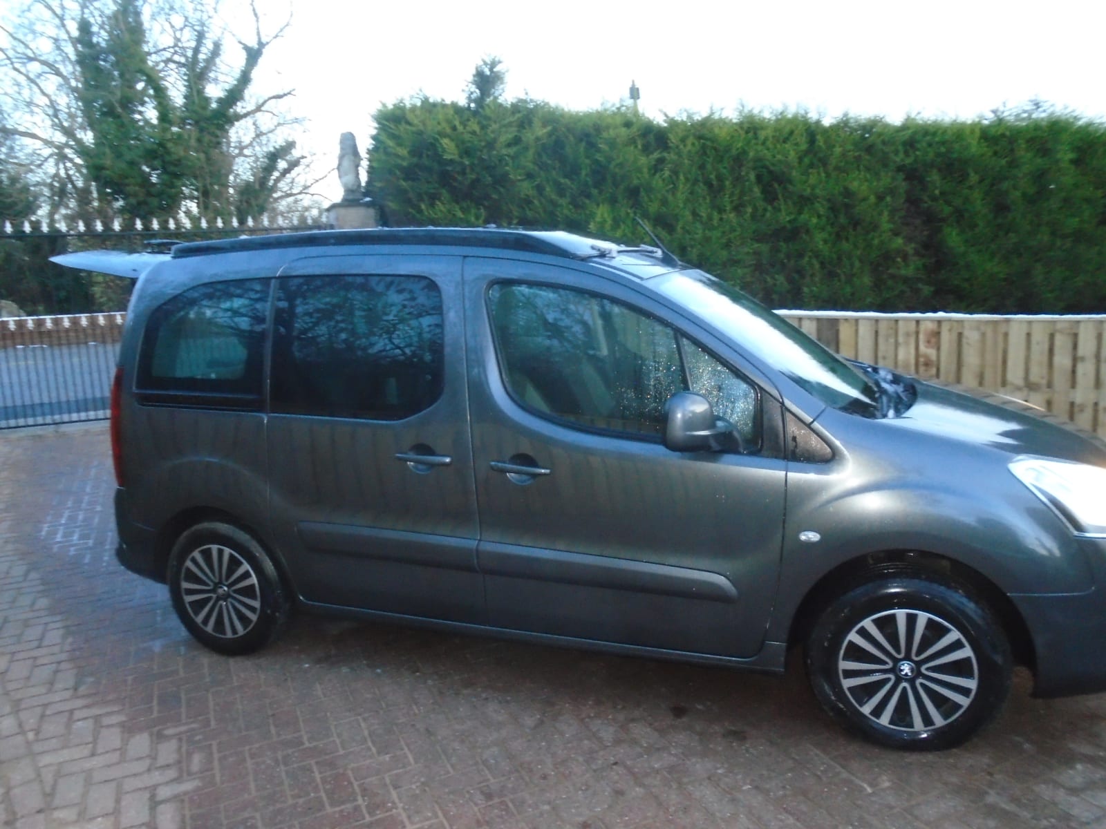 Peugeot Partner Automatic Pop Top Micro Camper