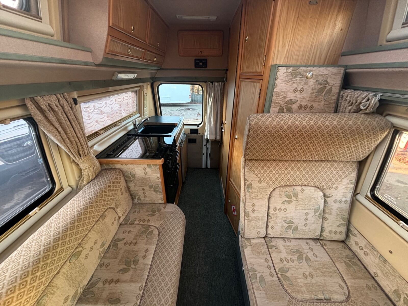 Auto-sleeper Symbol 2004