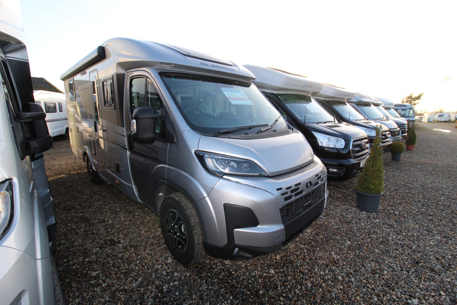 New Adria Compact Supreme Dl - 2025 (59609)