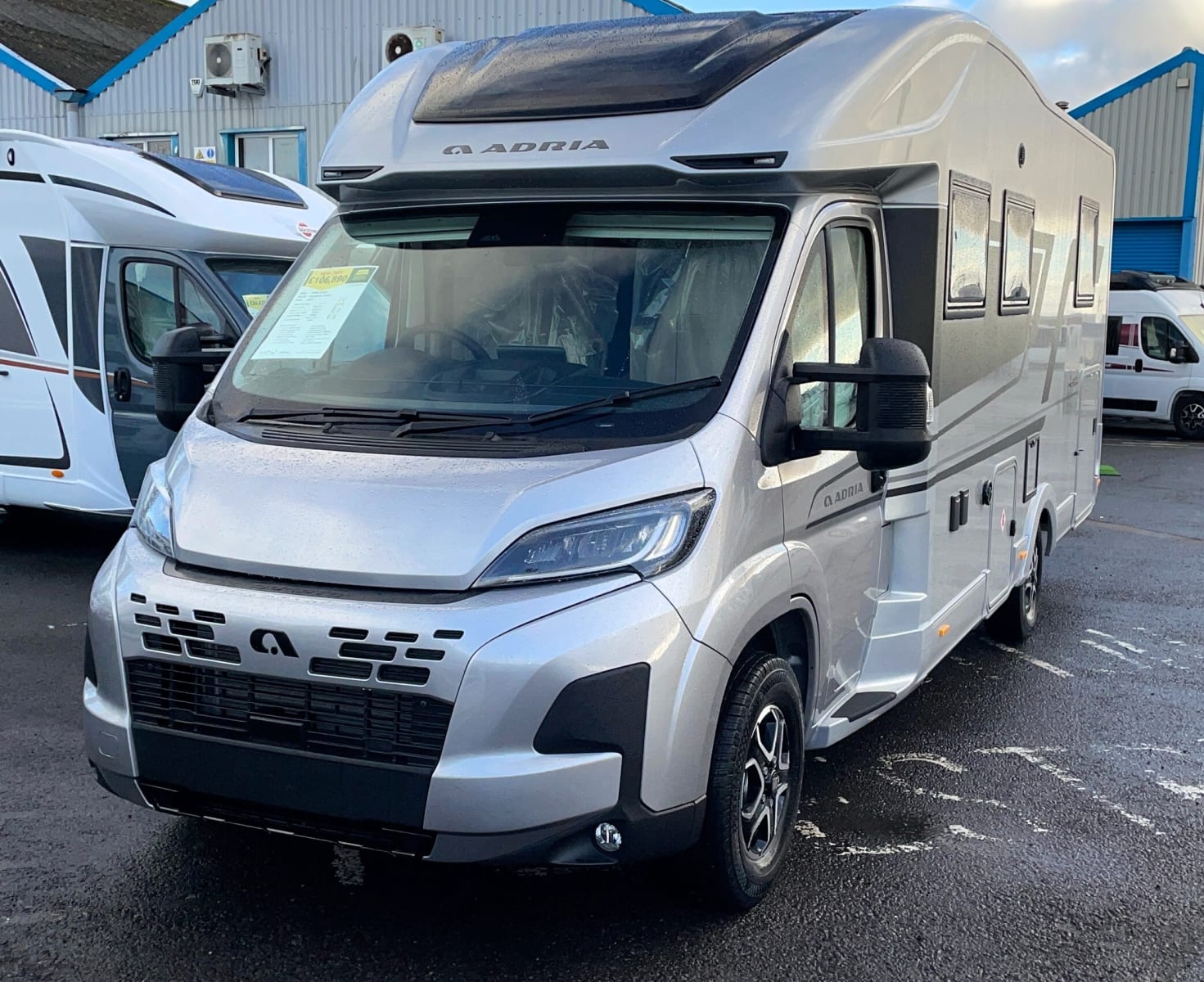 Adria Coral Supreme 670dc 2.2 140 Automatic (2025)