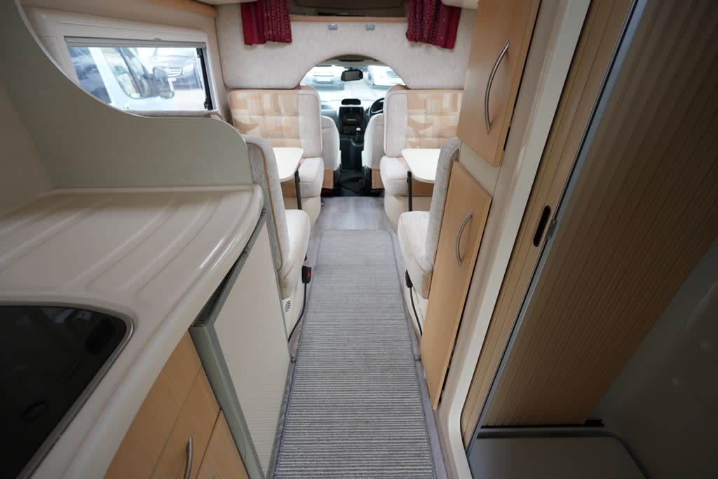 2012 Romahome R40 White