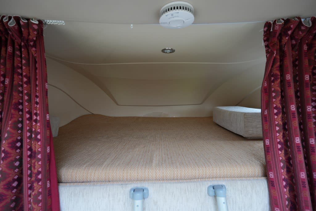 2012 Romahome R40 White