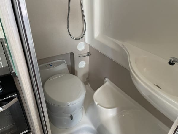 Auto-sleepers Symbol Plus [auto]