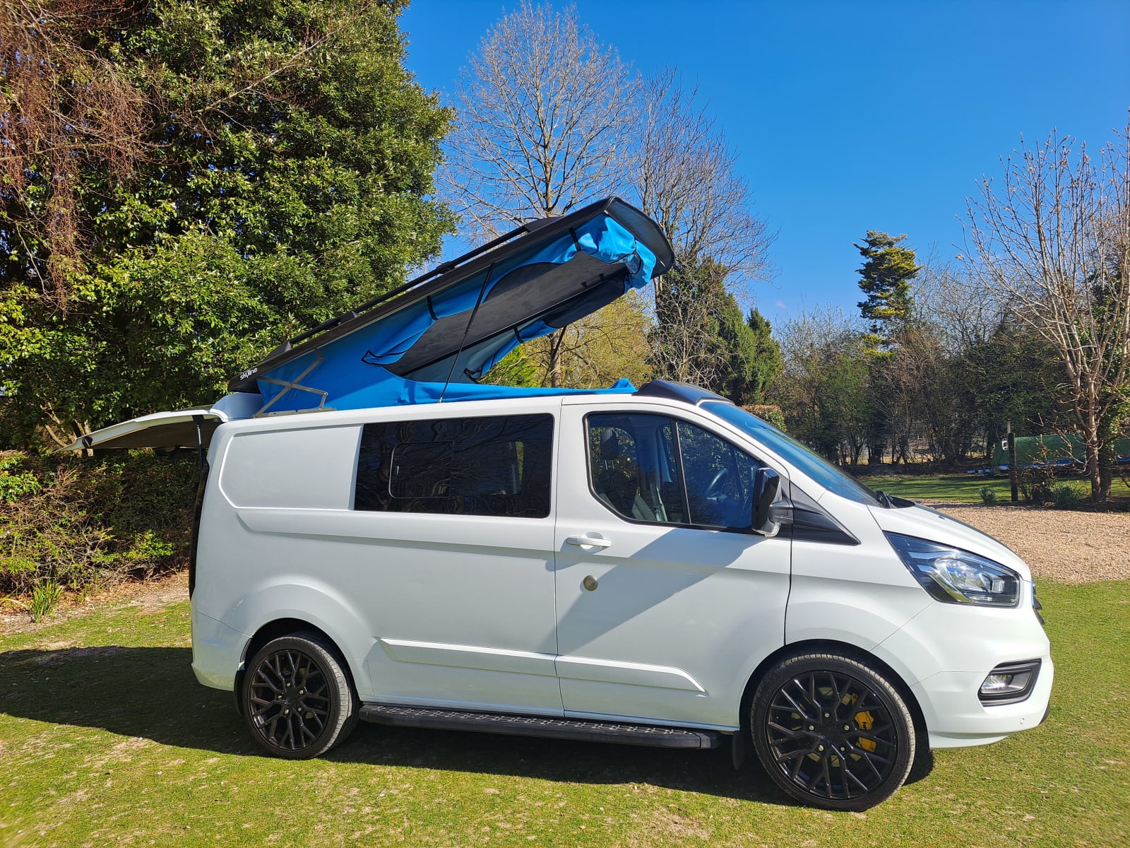 Smart Camper Van With Extras