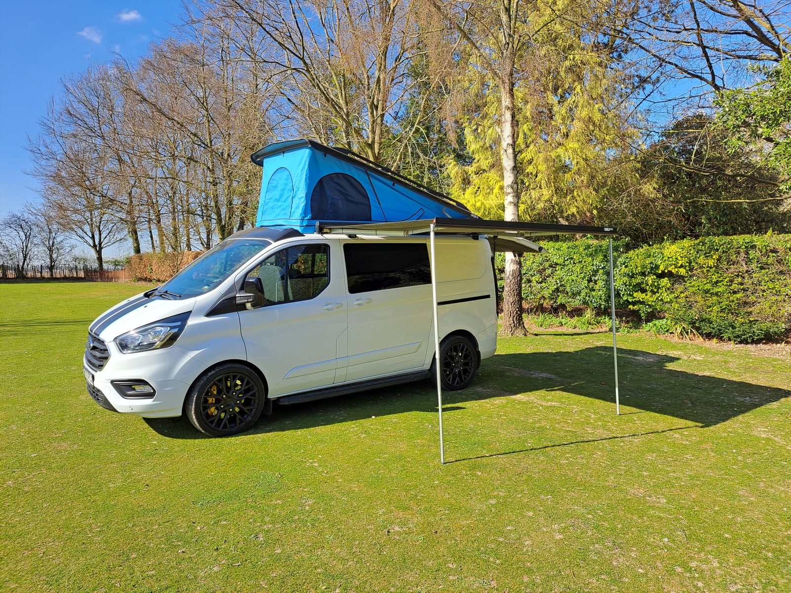 Smart Camper Van With Extras