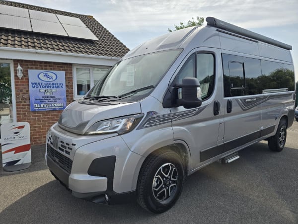 Auto-sleepers Warwick Duo [auto] (2025 Model)