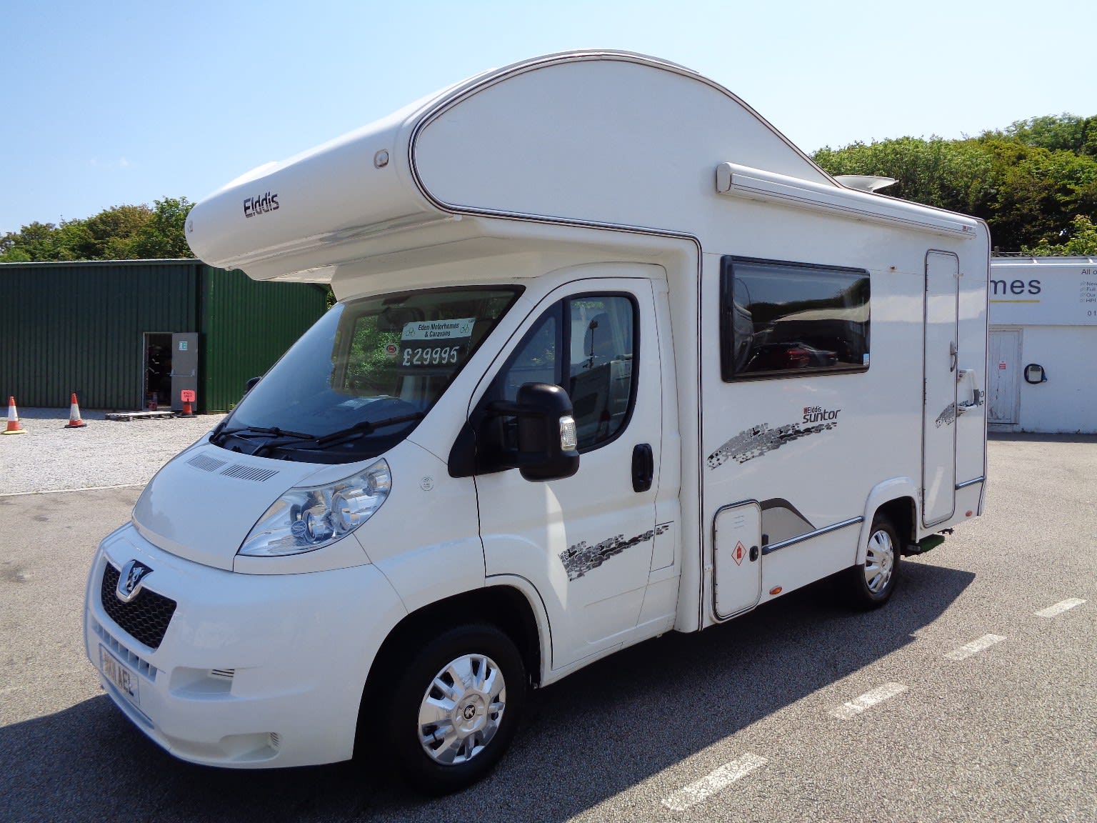 2011 Elddis Autoquest 130 White