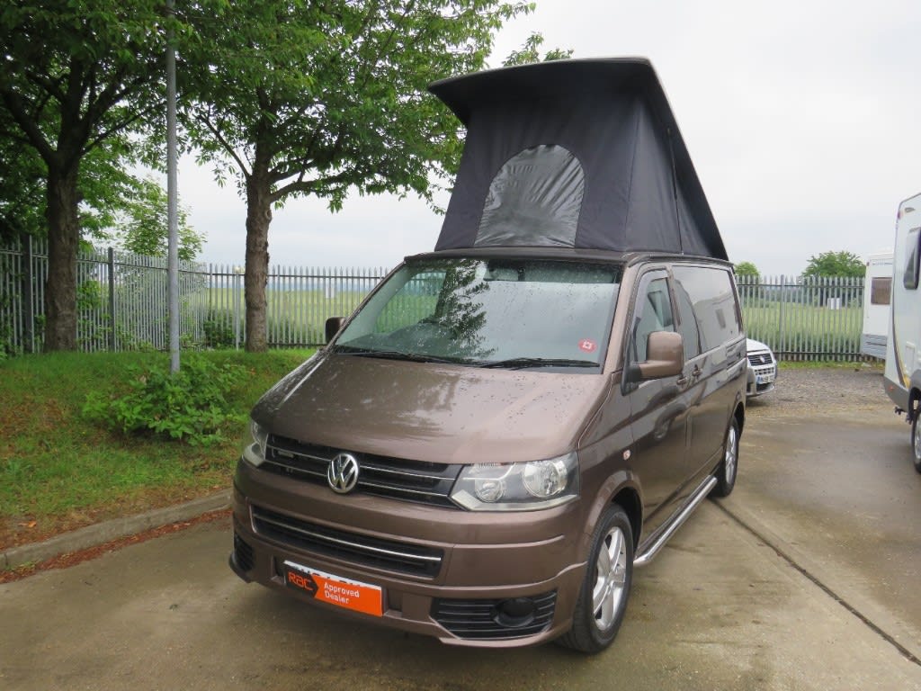 Volkswagen Transporter Brown