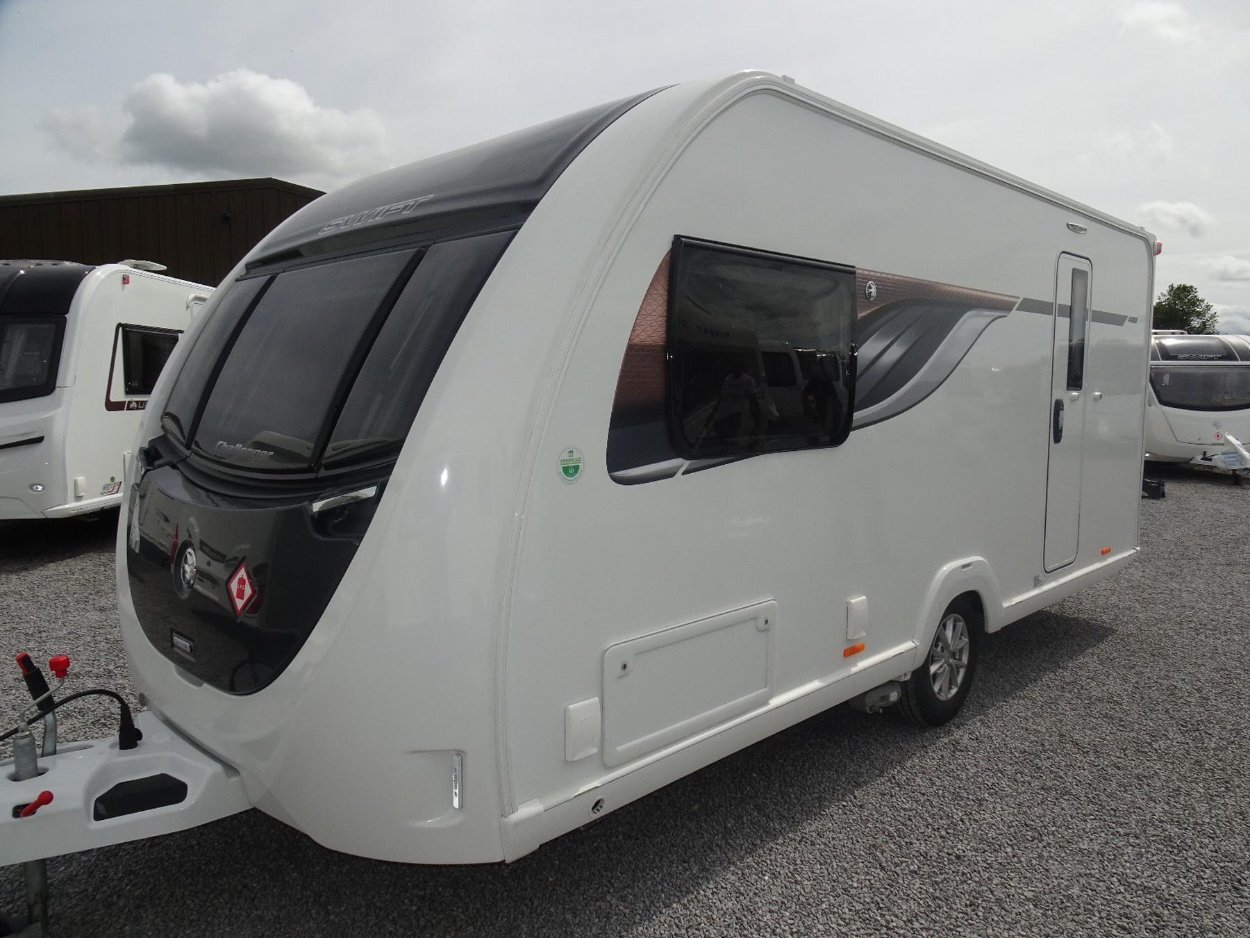 2020 Swift Challenger Se White