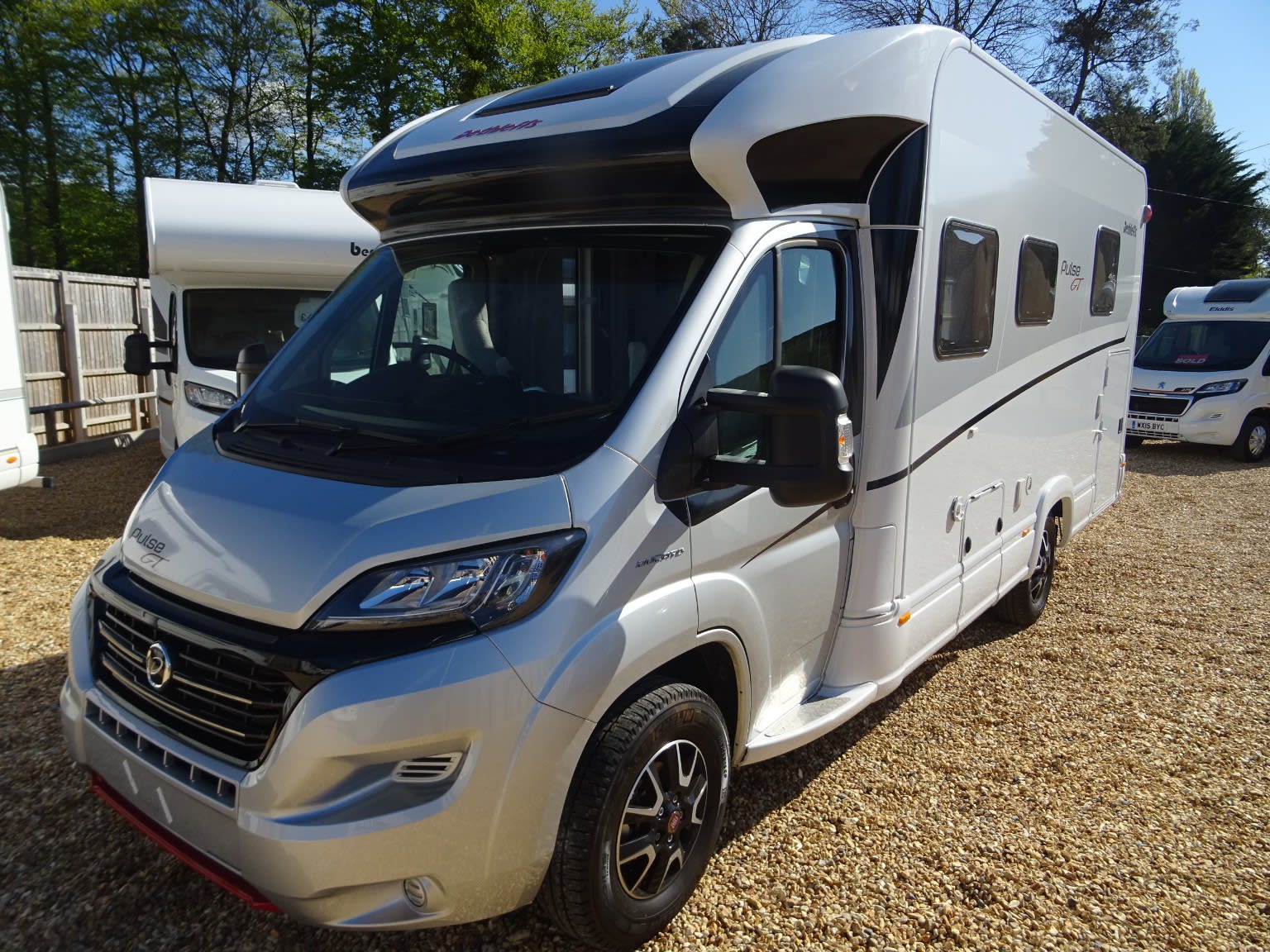 2021 Dethleffs Pulse Silver And White