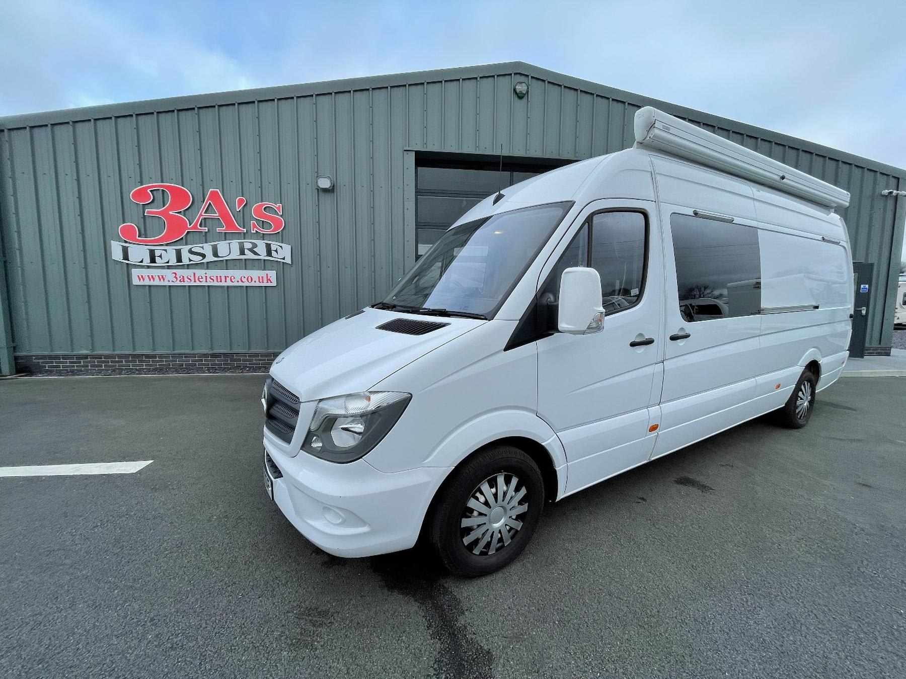 2014 Mercedes-benz Sprinter White