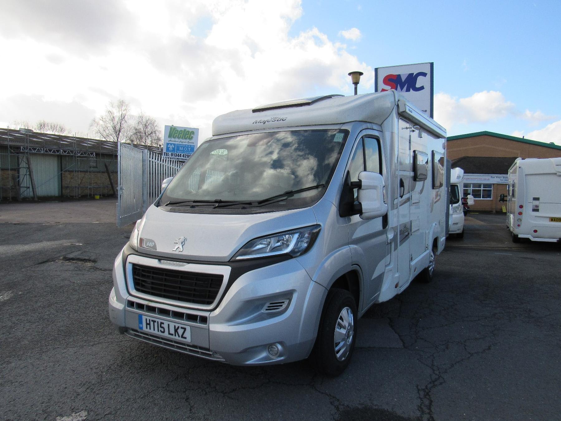 2015 Elddis Autoquest 140 White