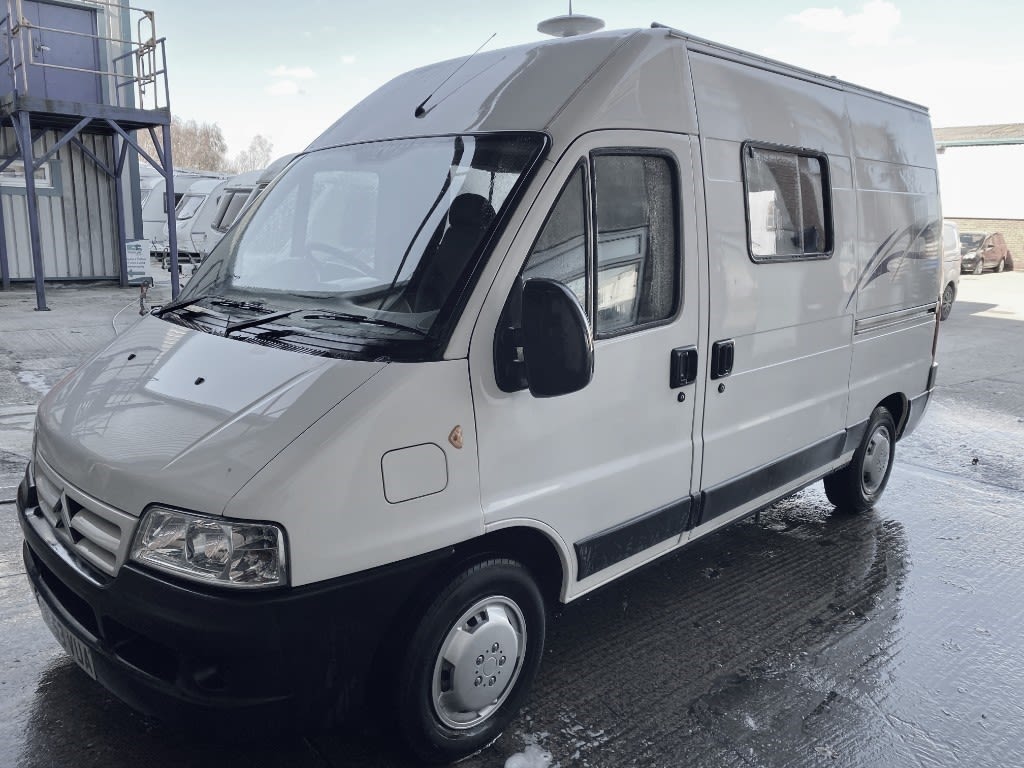 2003 Citroen Relay White