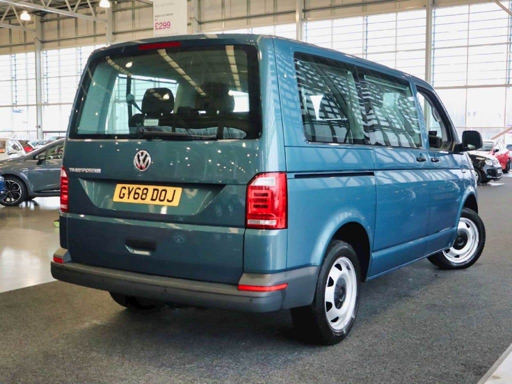 2018 Volkswagen Transporter Green
