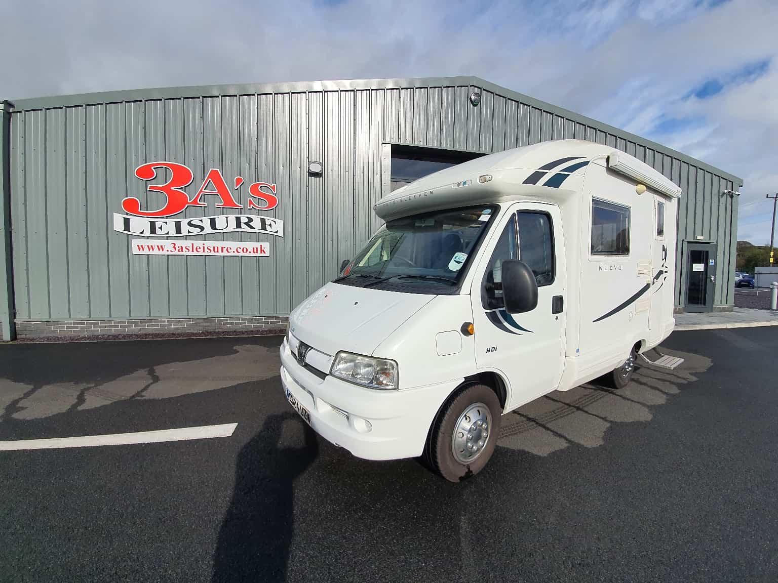 2004 Auto-sleepers Nuevo White