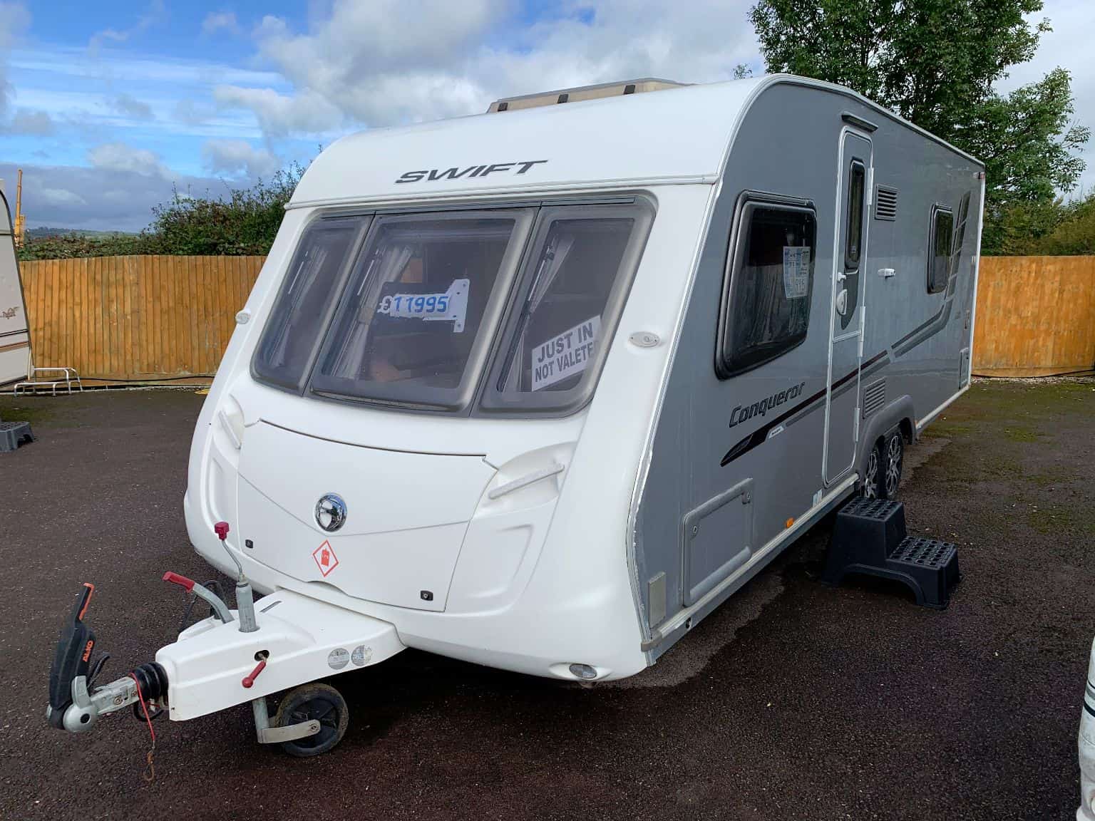 2010 Swift Conqueror