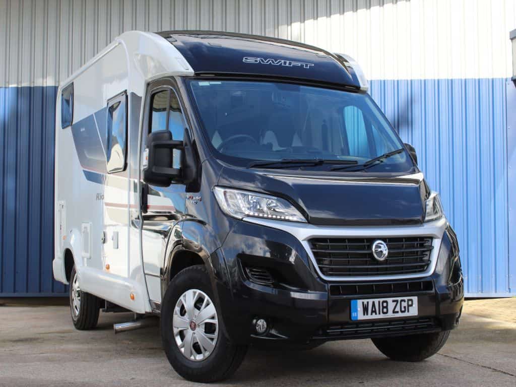 2018 Swift Rio 325 Black-white