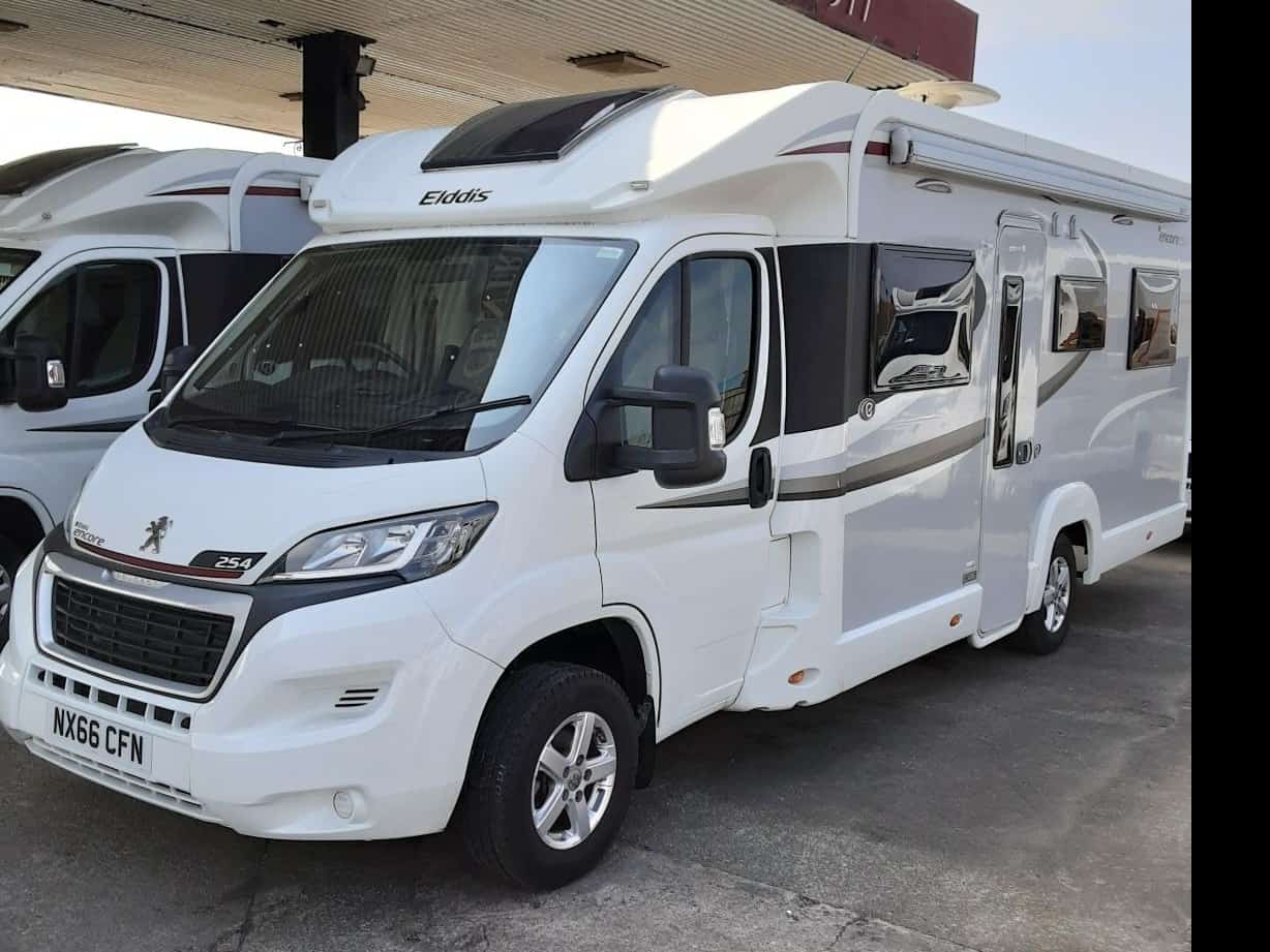 2016 Elddis Encore White