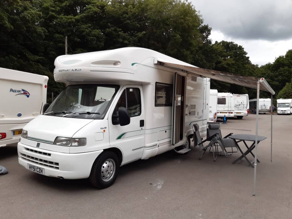 2002 Bessacarr E705 White