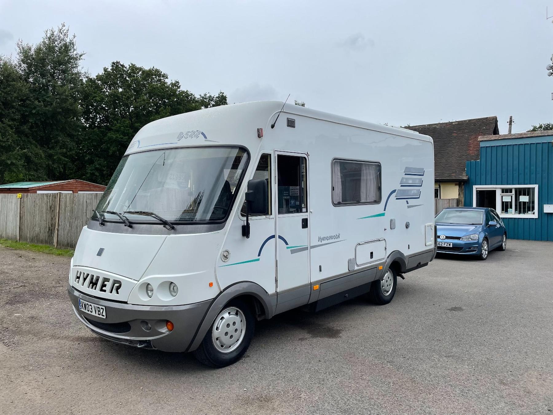 2003 Hymer B544 White