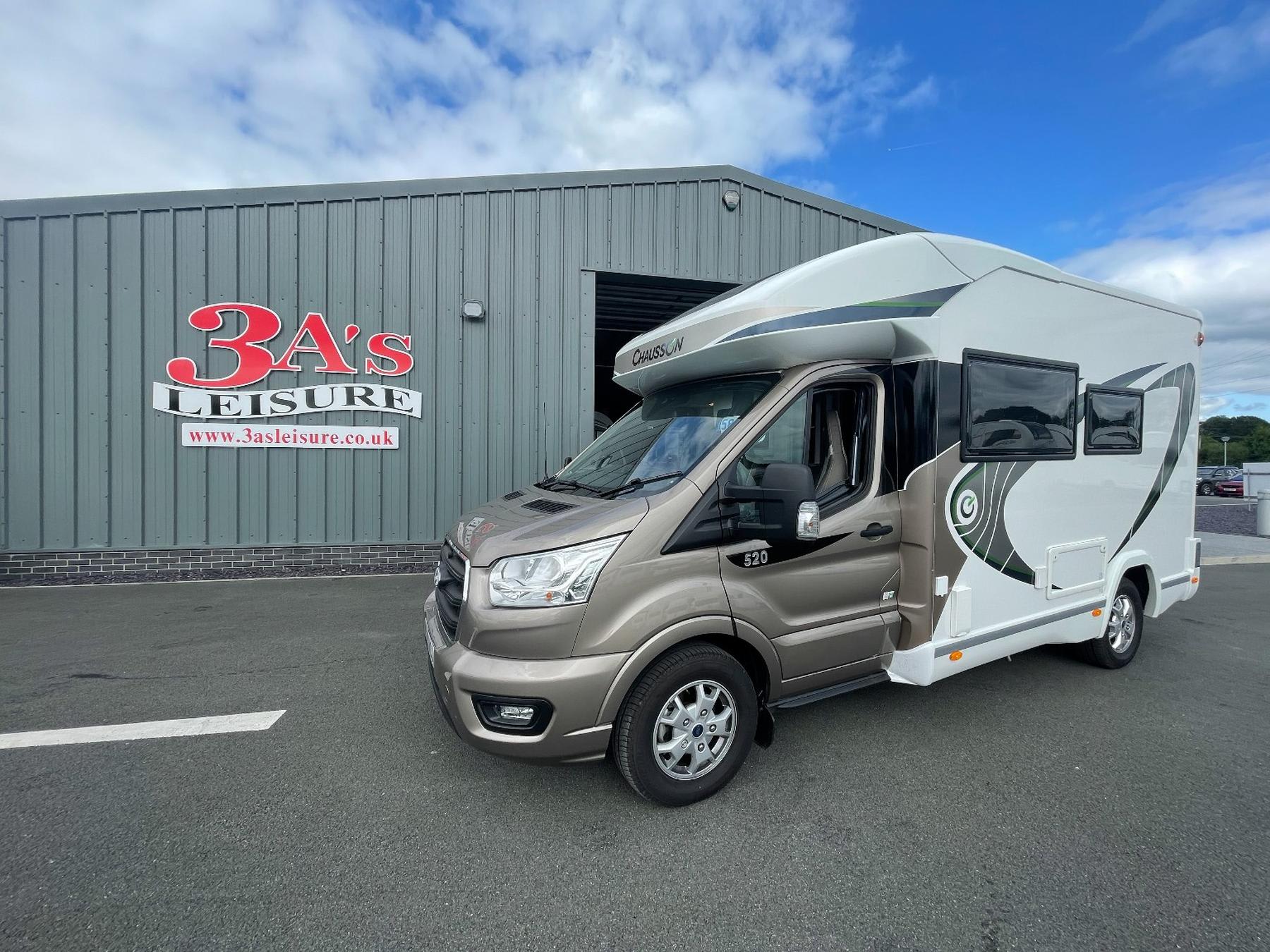 2021 Chausson Premium White
