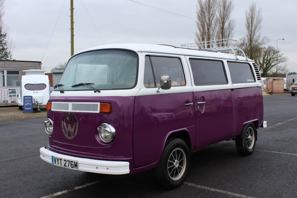 1974 (v) Volkswagen Baywindow