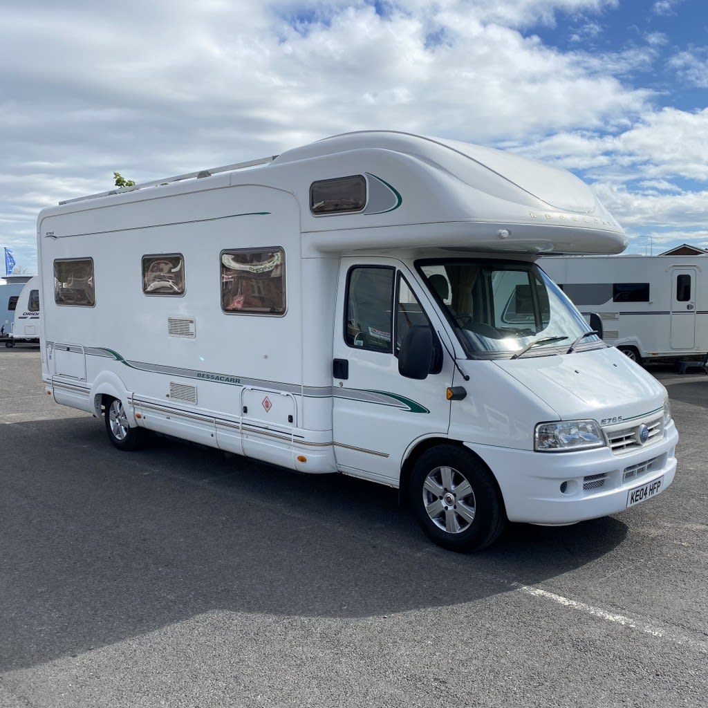 2004 Bessacarr E765 Motorhome