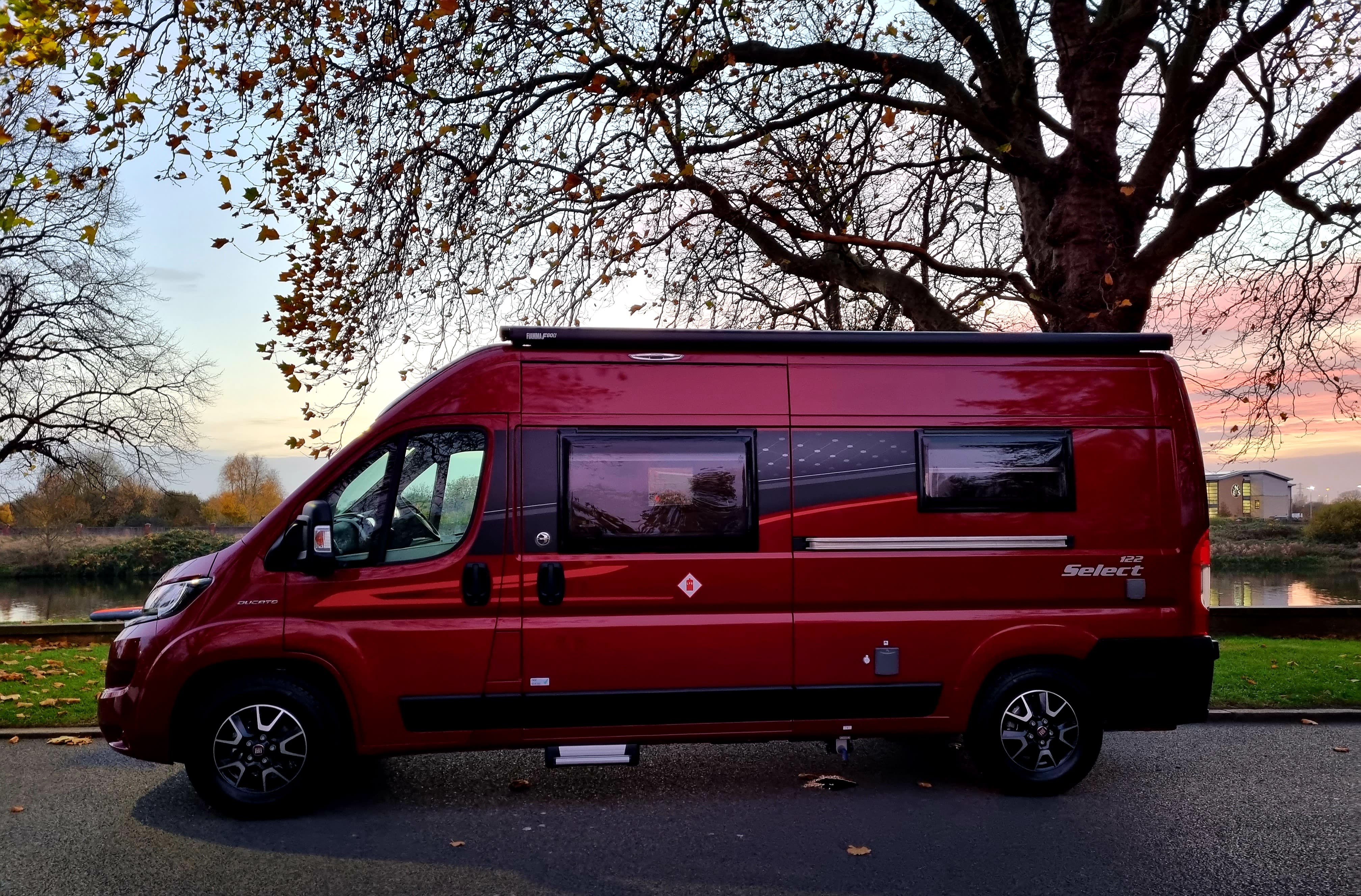 New Swift 122 Select Fiat Ducato 140bhp 9 Speed Auto - St...