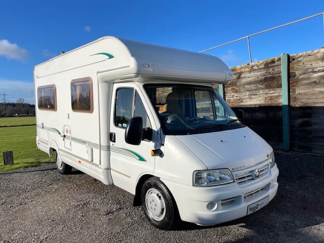 2004 Bessacarr E450 2 Berth Fixed Bed Motorhome