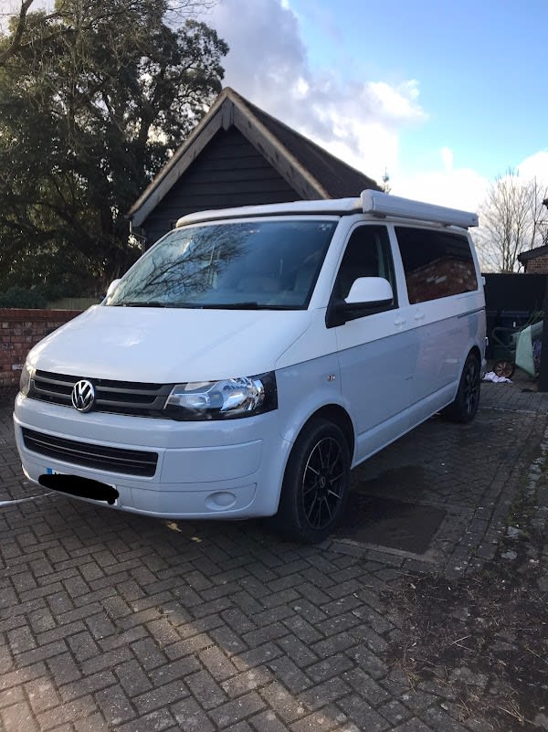 Stunning Grey/white Vw T5 Campervan T28. 65,000 Miles