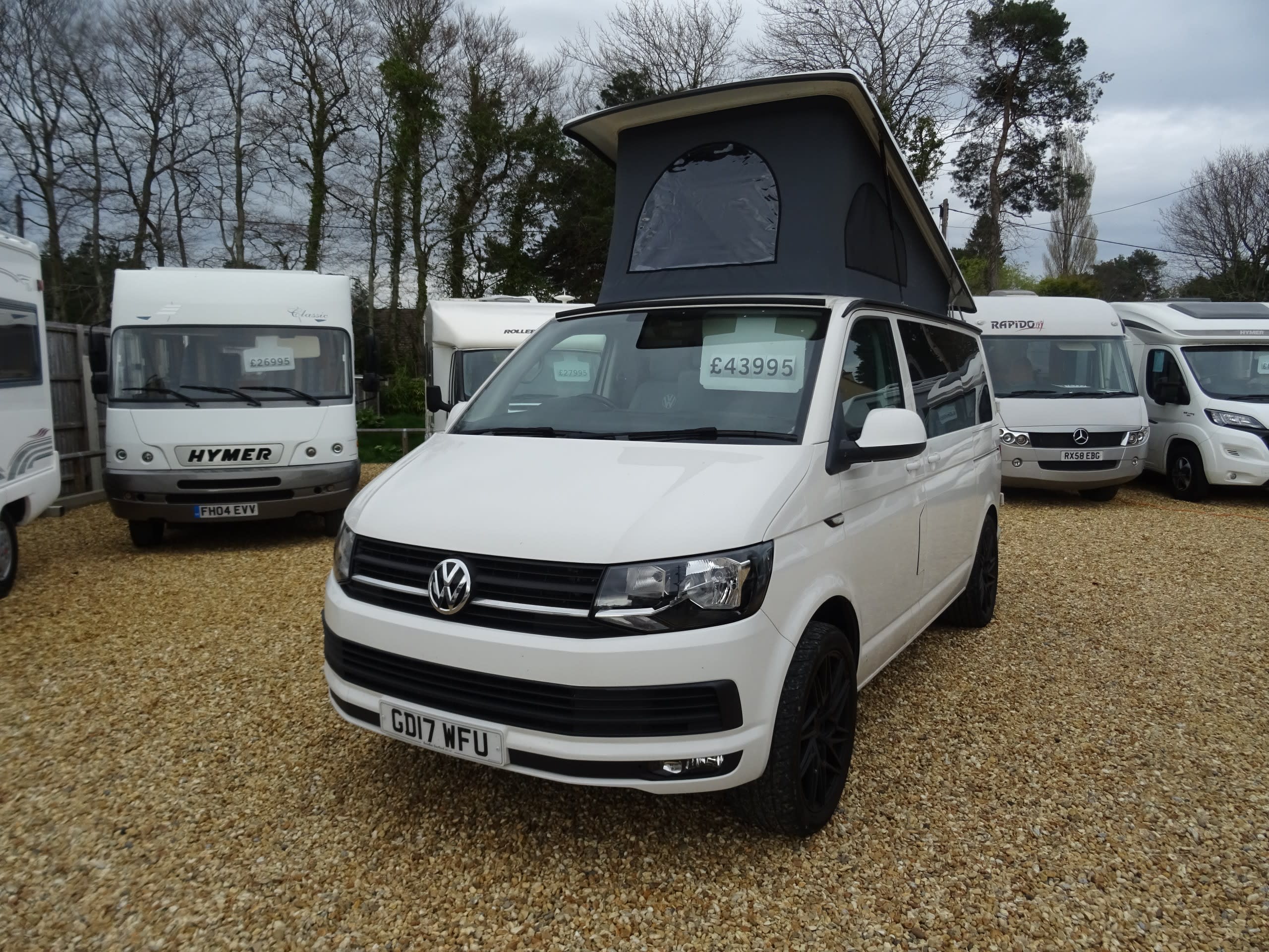 2017 Volkswagen Transporter White
