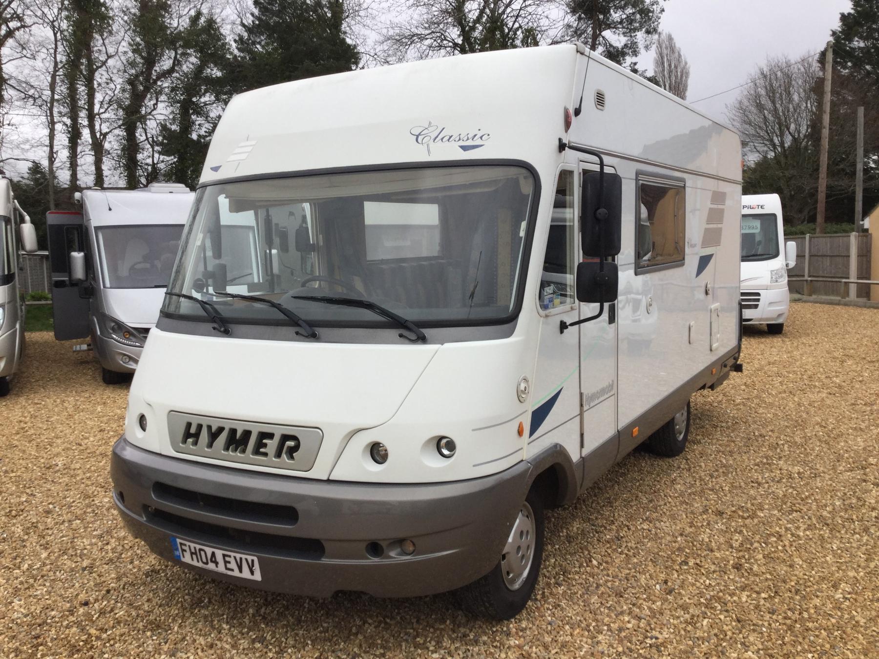 2004 Hymer B584 White