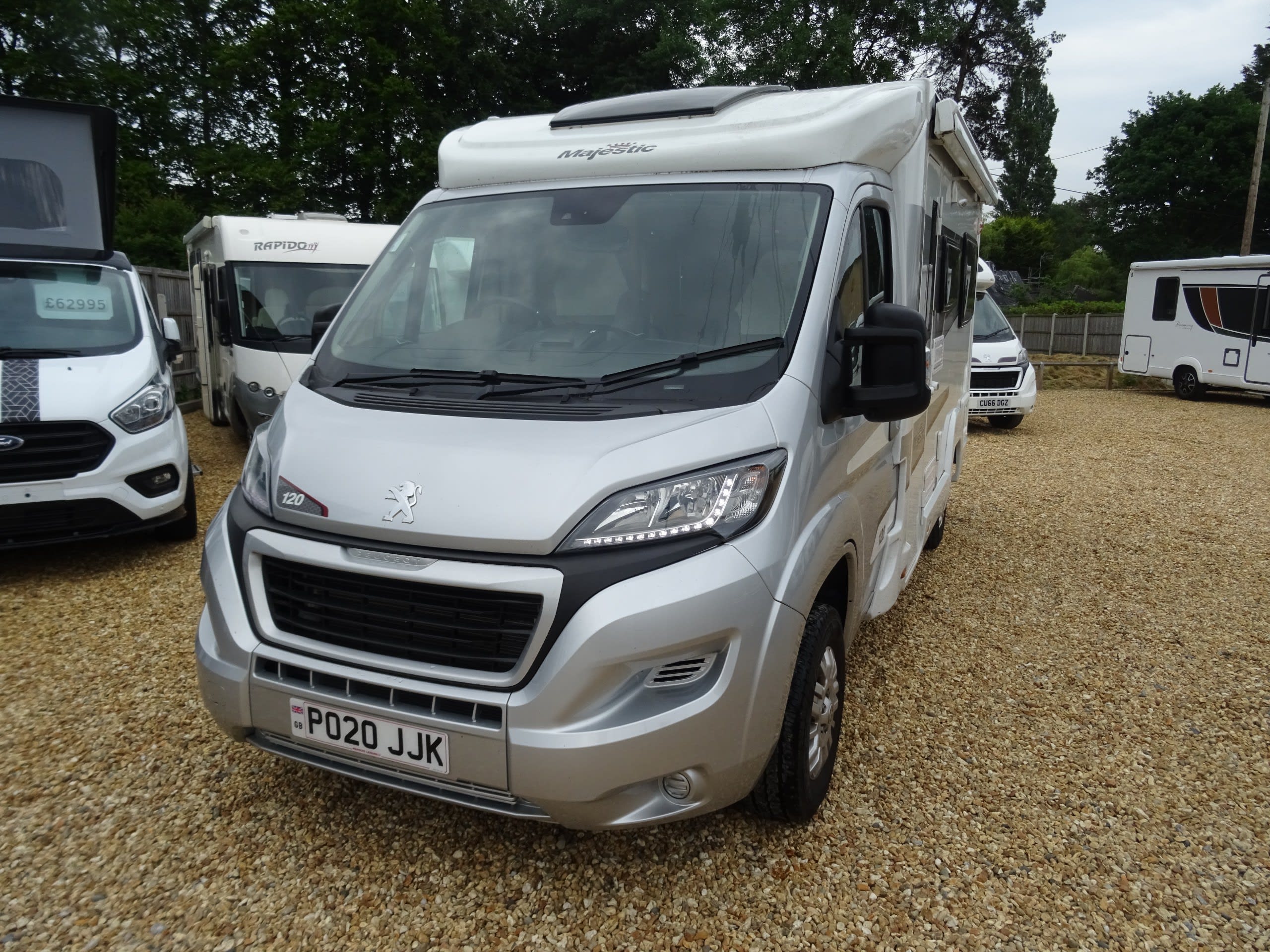 2020 Elddis Majestic 120 White