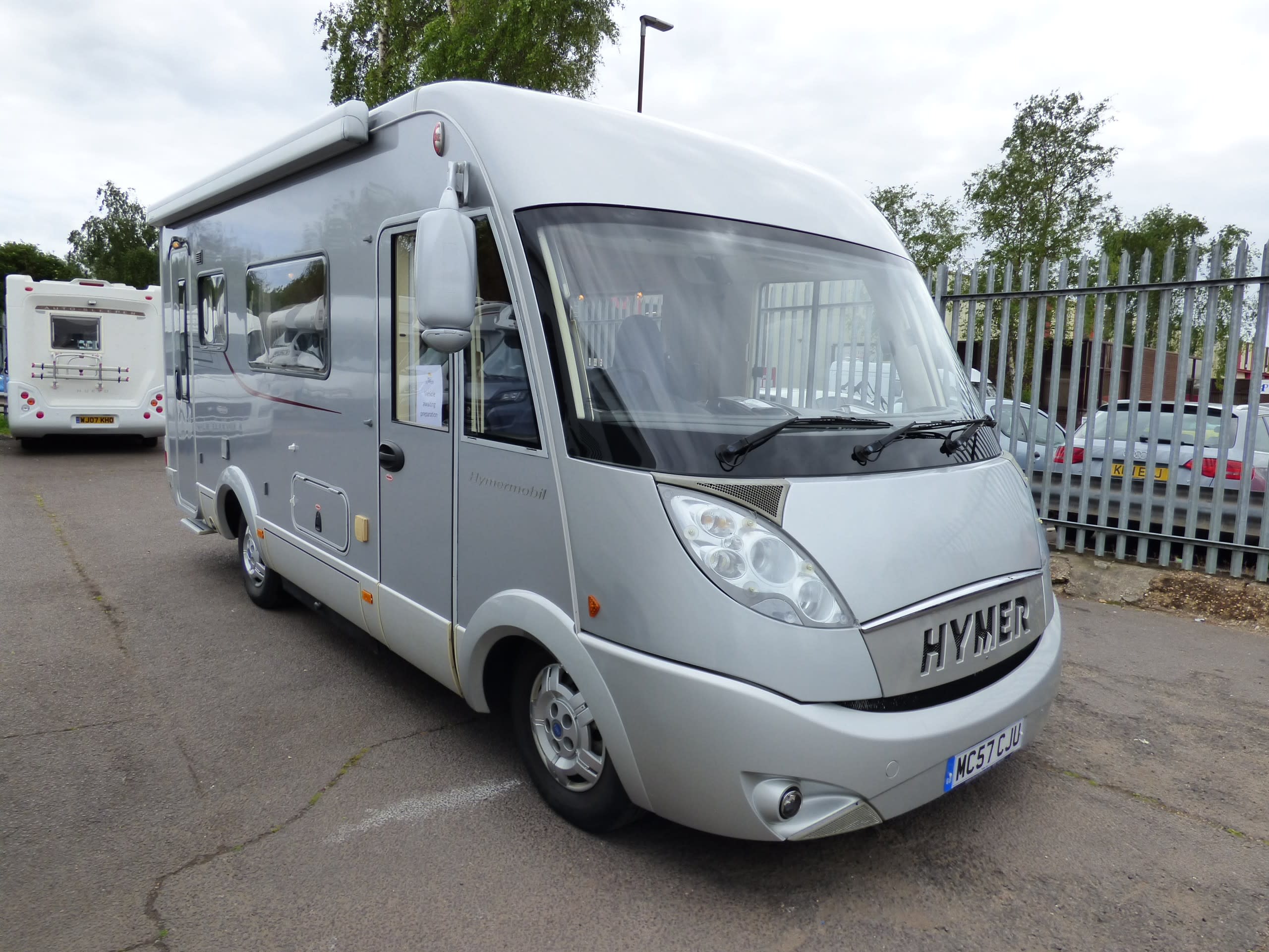 2008 Hymer B544 Grey