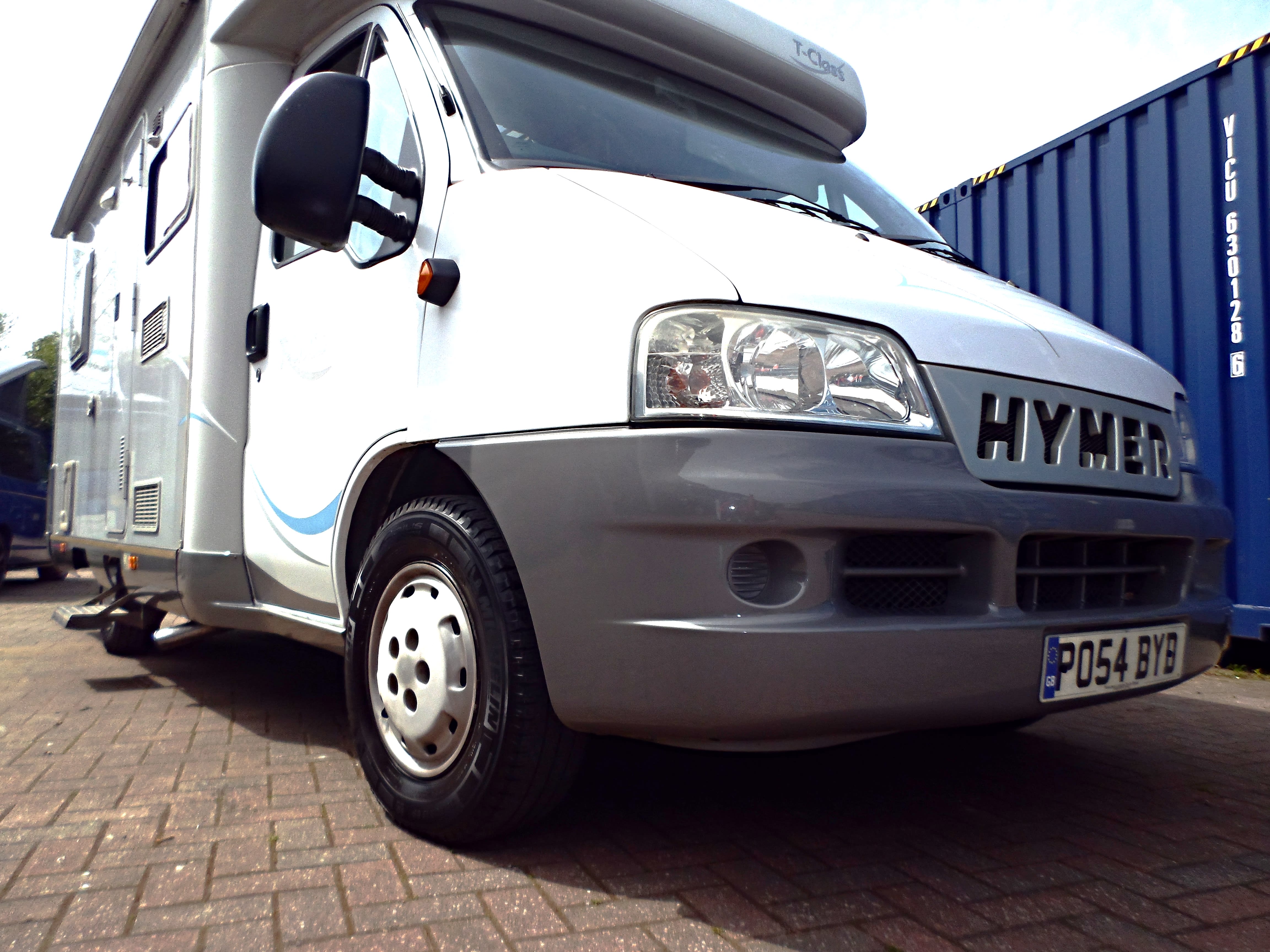 2005 Hymer T Class 575,3/4 Berth,fixed Bed,low Profile 2....