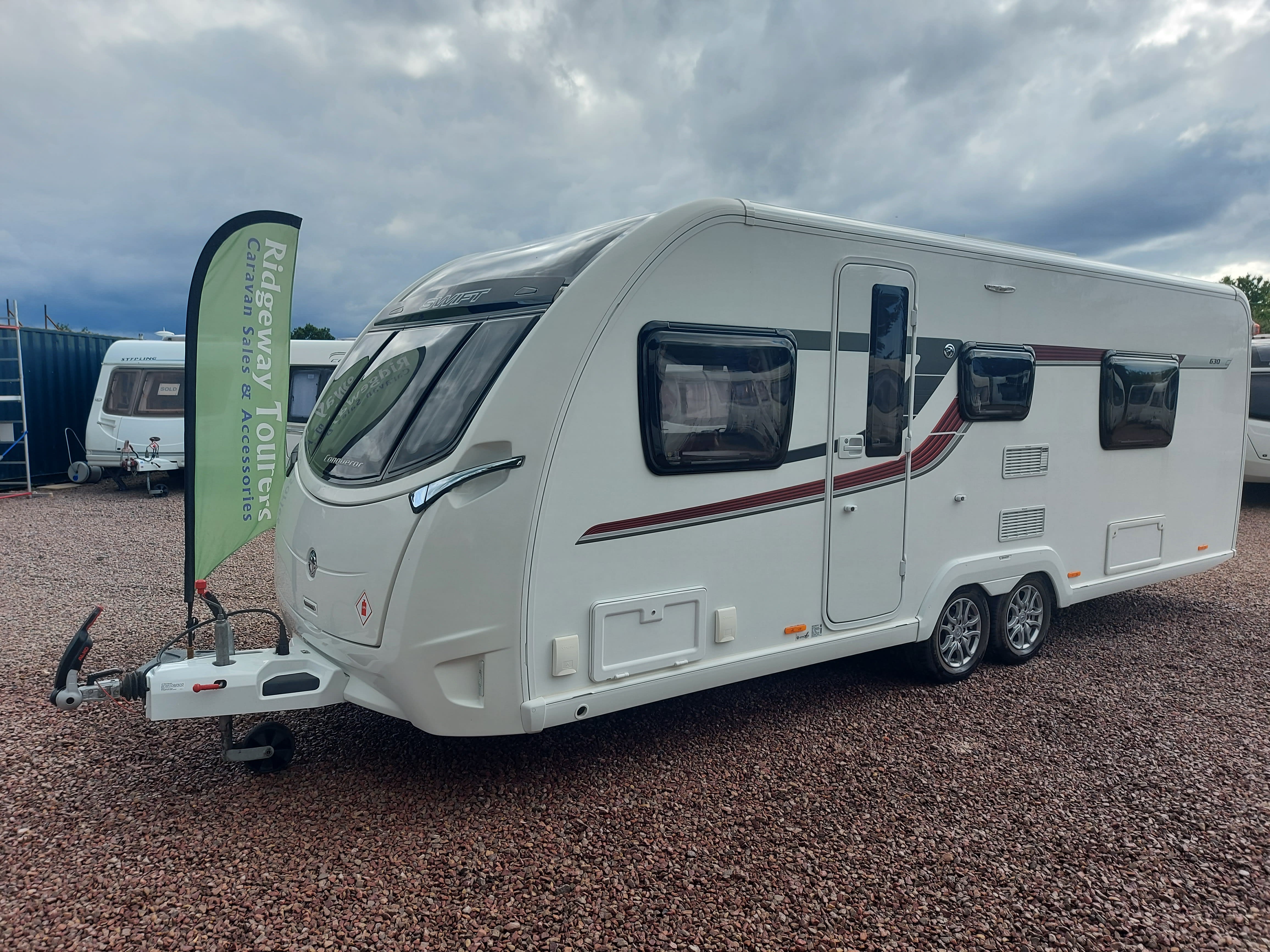 * Sale Agreed * Swift Conqueror 630 2017 Twin Axle 6 Bert...
