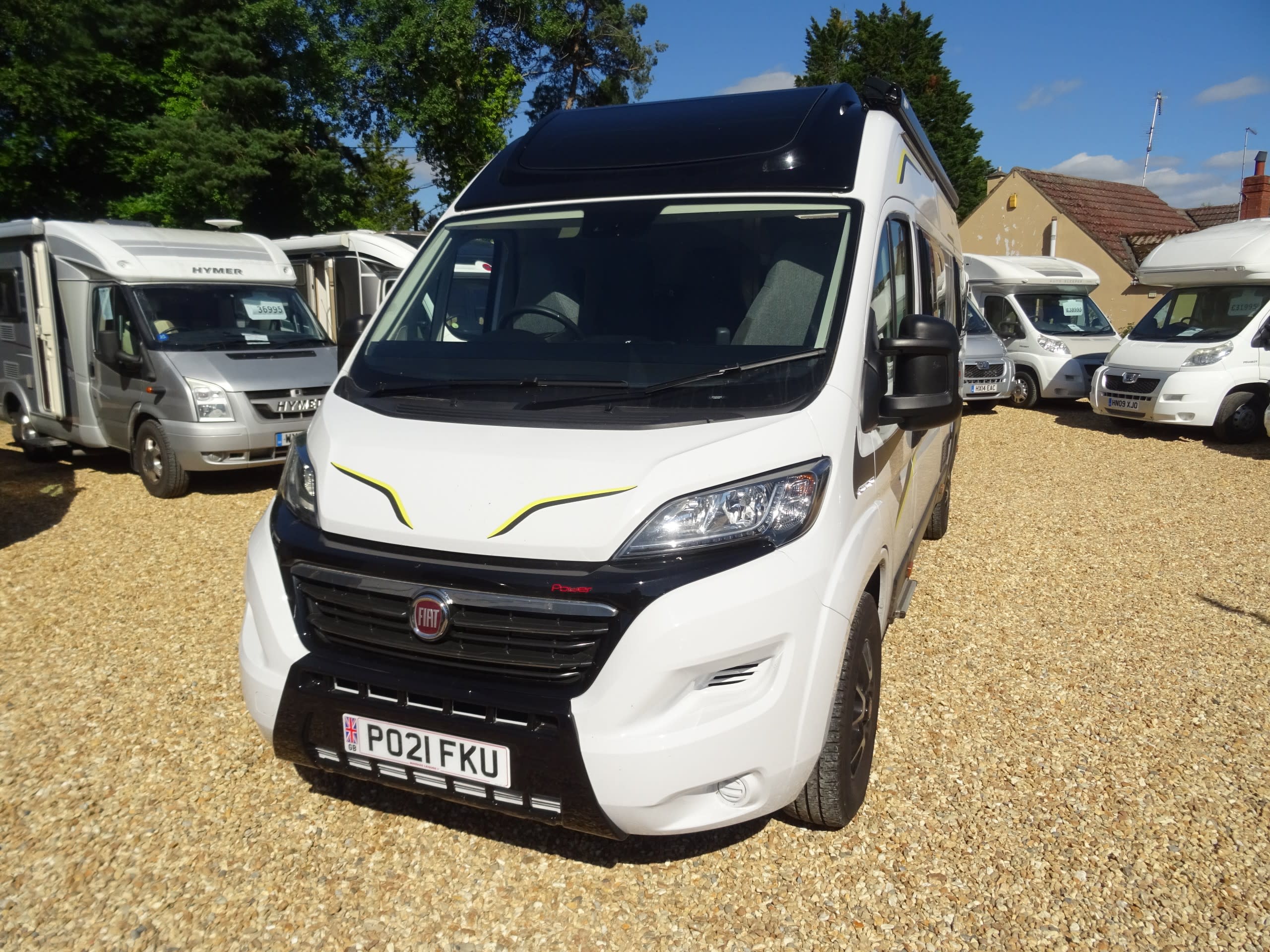 2021 Benimar Benivan 122 White