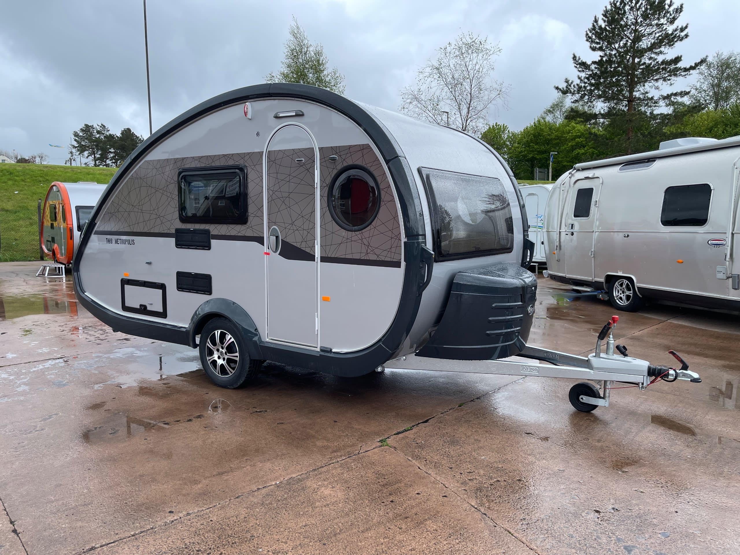 2022 Tab 400l Silver