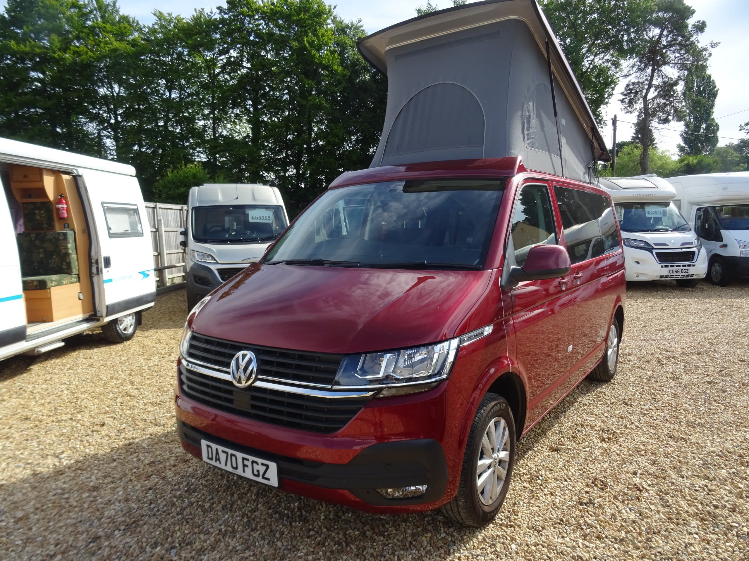 2021 Volkswagen Transporter Red