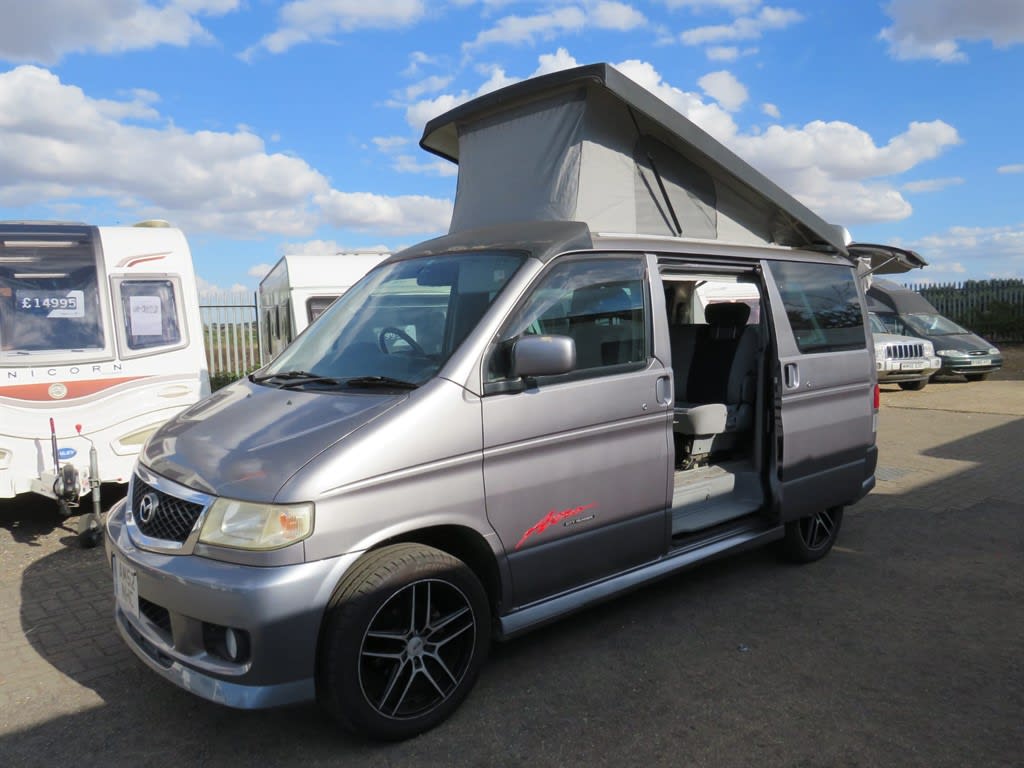 2016 Mazda Bongo Grey