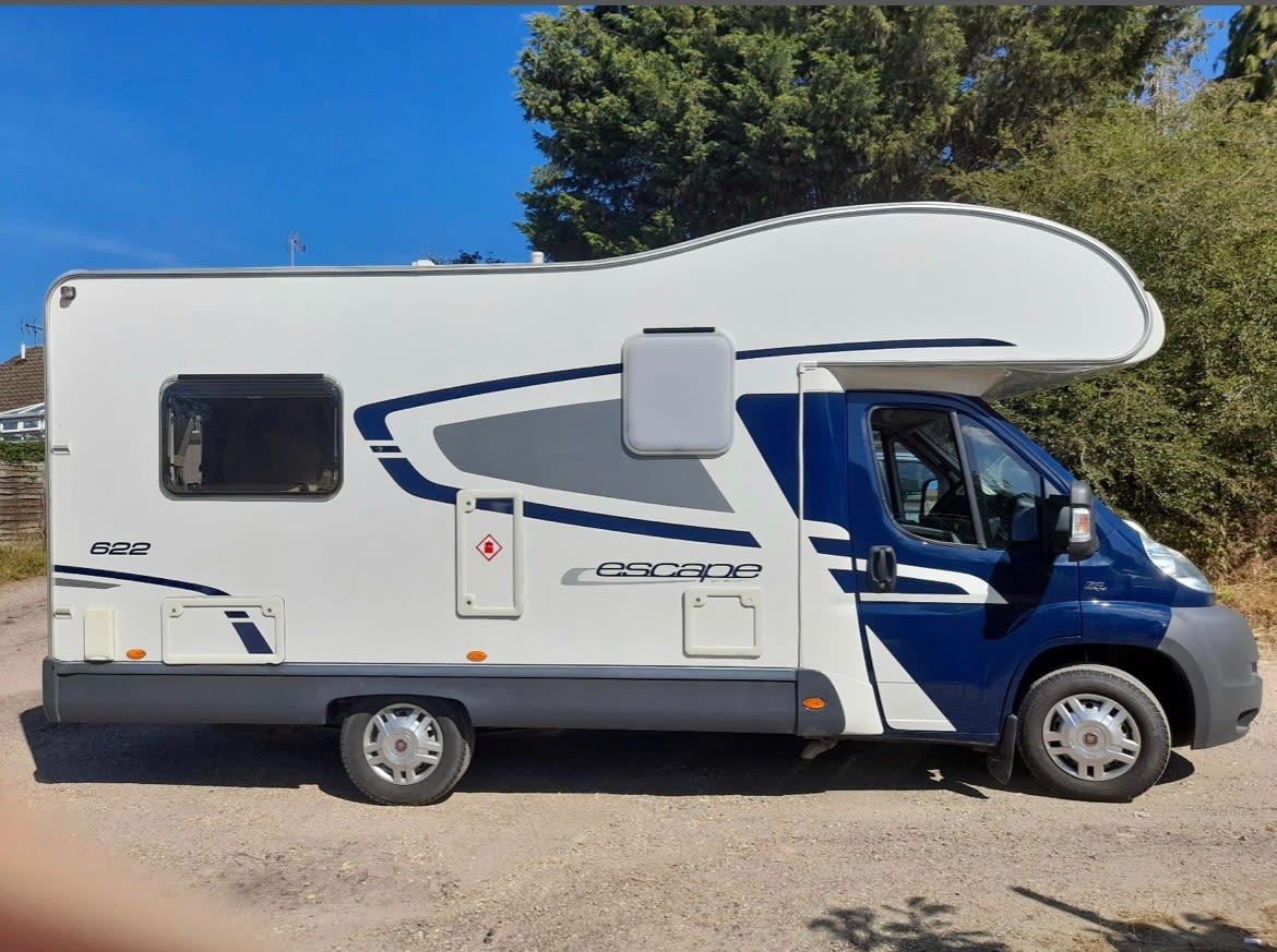 2012 Swift Escape 644 Blue