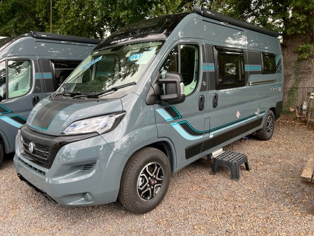 Swift Select 122 Automatic