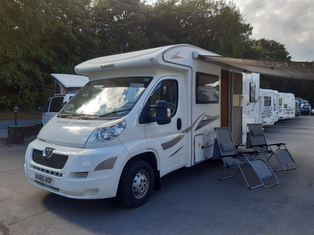 2010 Elddis Autoquest White