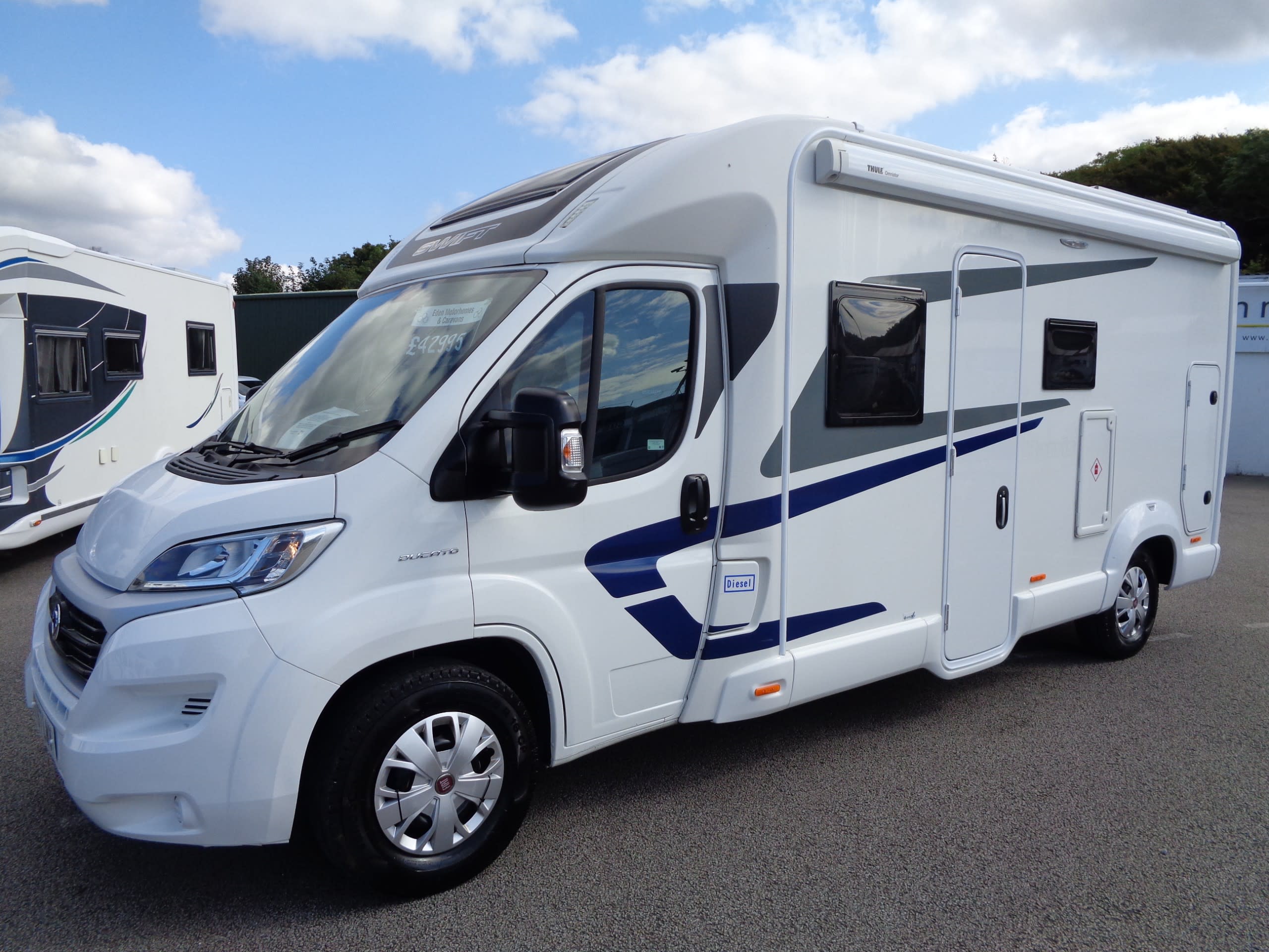 2018 Swift Escape 695 White