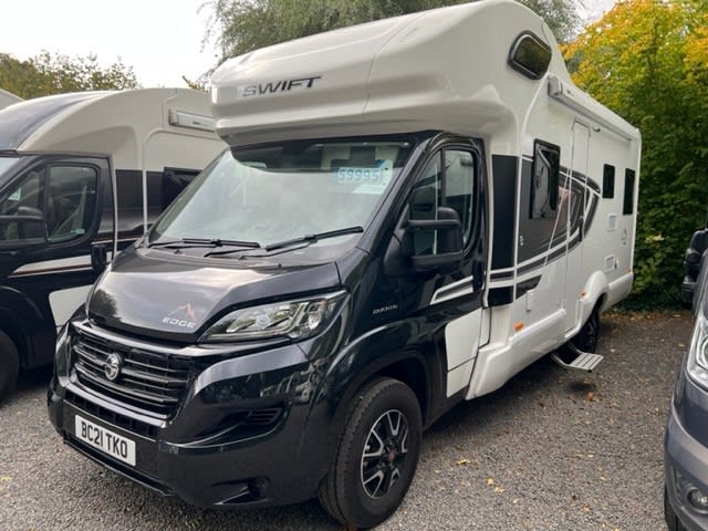 Swift Edge 486 Black Edition