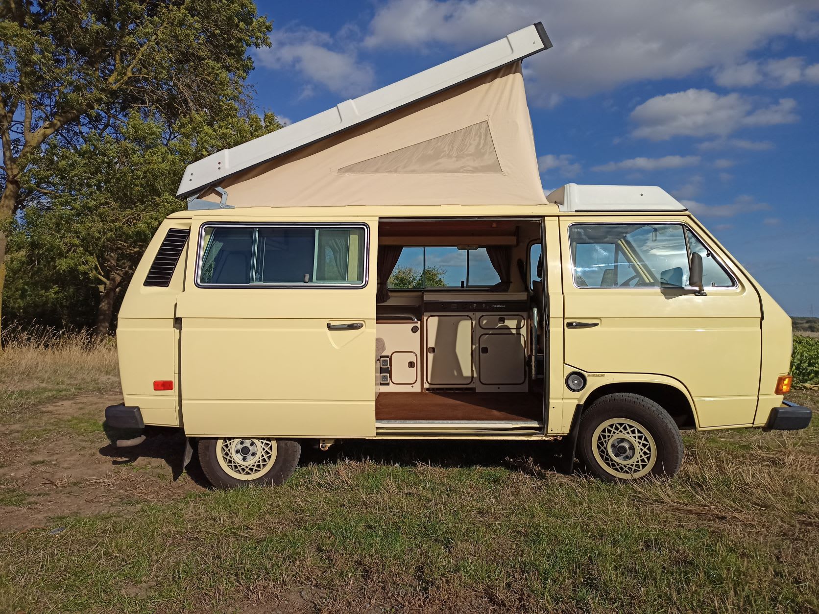 Beautiful Condition Vw Westfalia Vanagon L 1983 Lhd Campe...