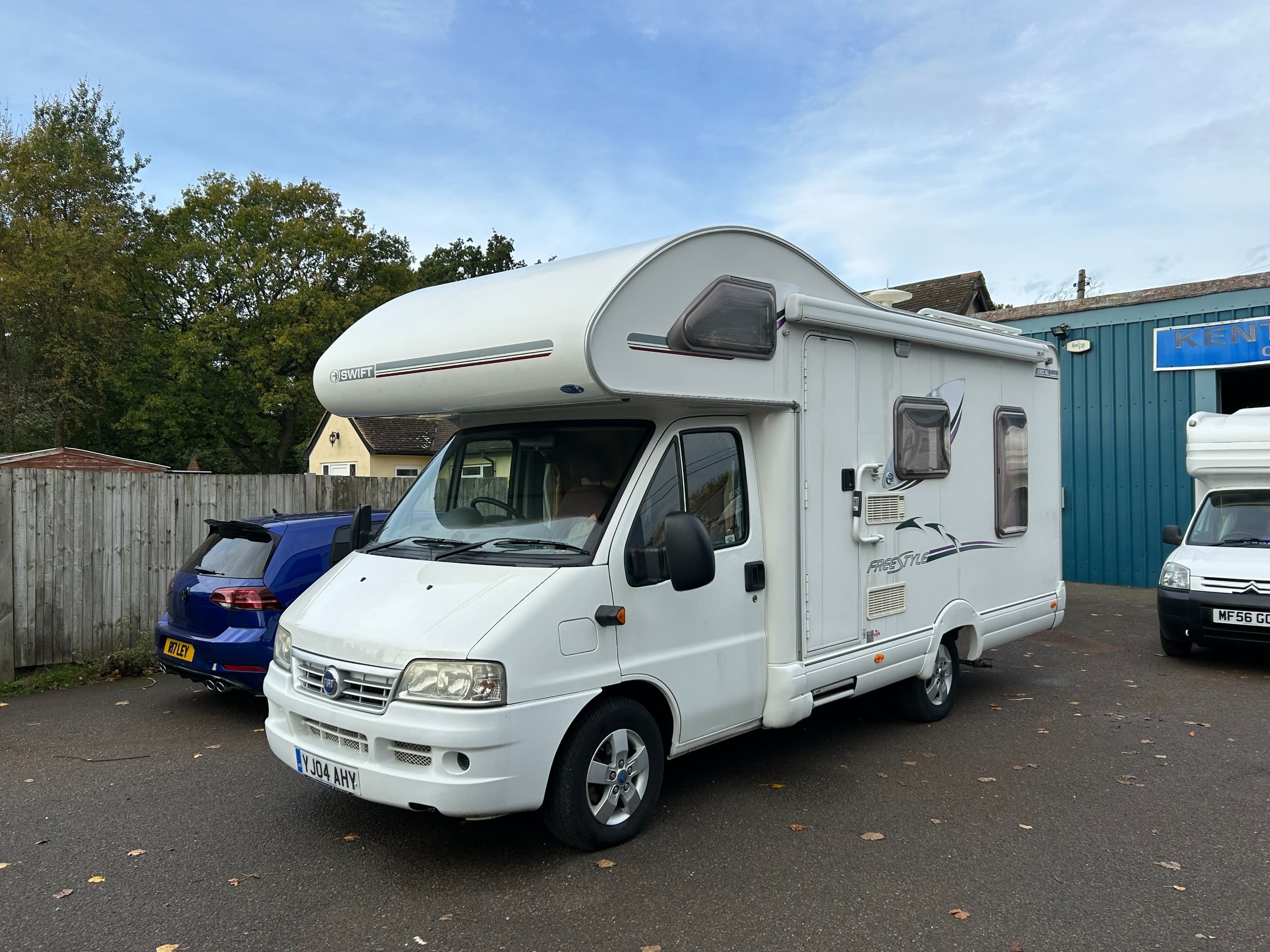 2004 Swift Freestyle 590 White